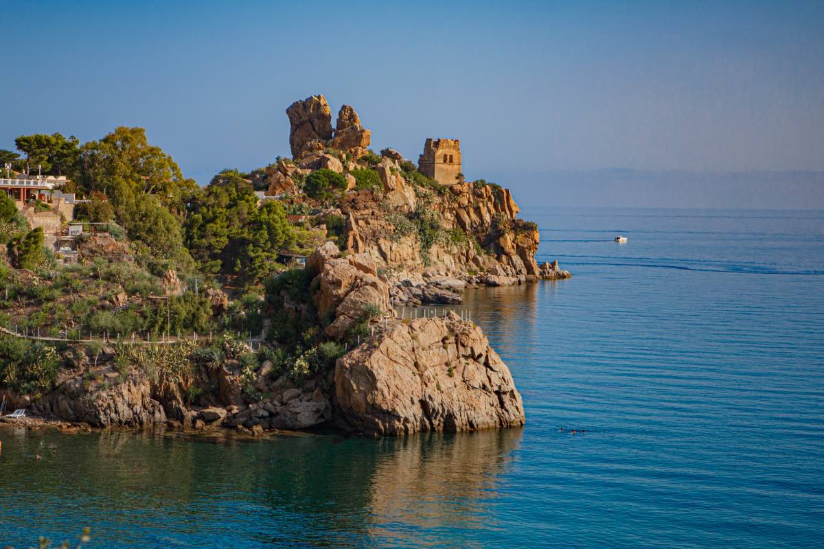 Ancient Roman Harbour dive site | PADI