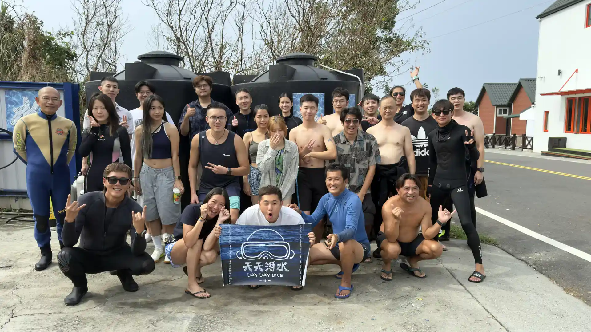Day Day Dive | Kaohsiung | PADI Dive Center