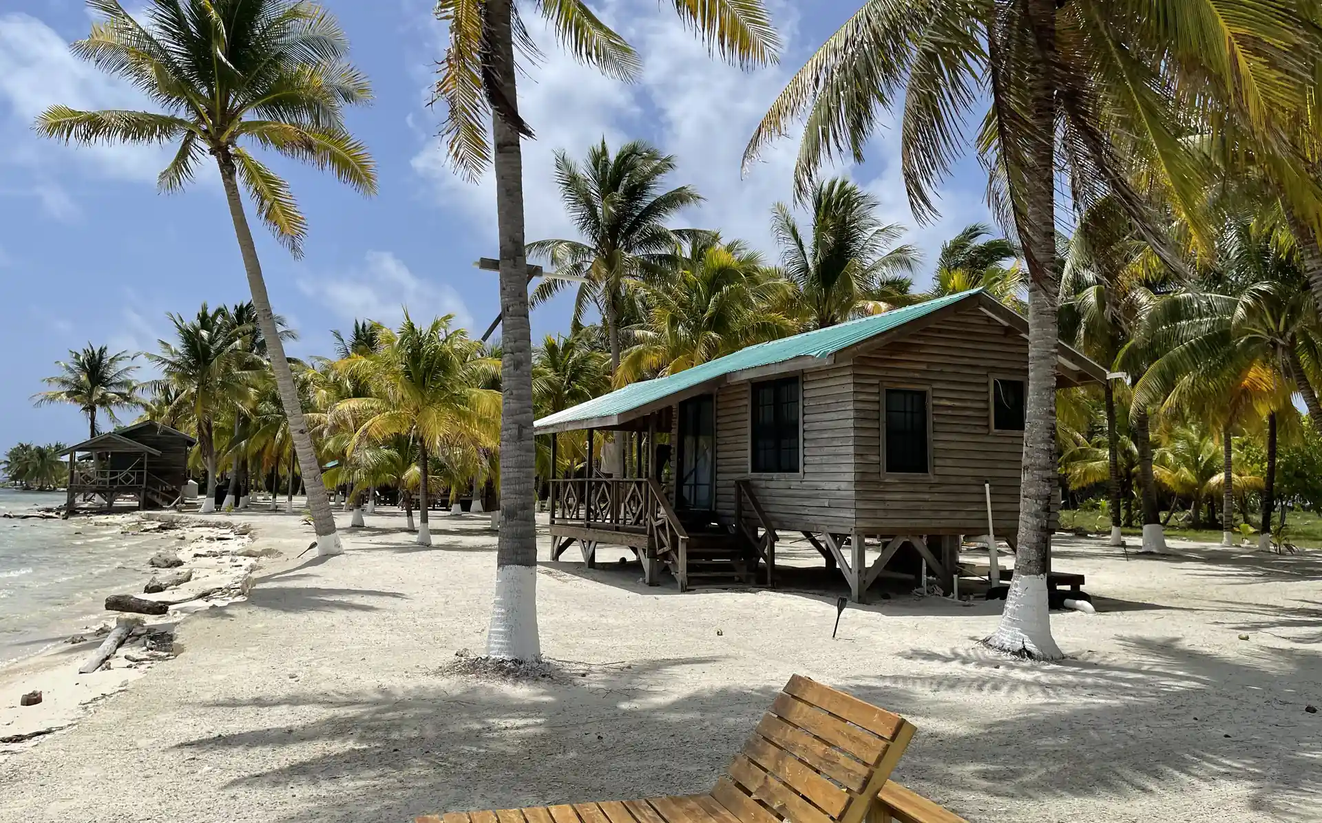 Isla Marisol Resort | Dive Resort | PADI Travel