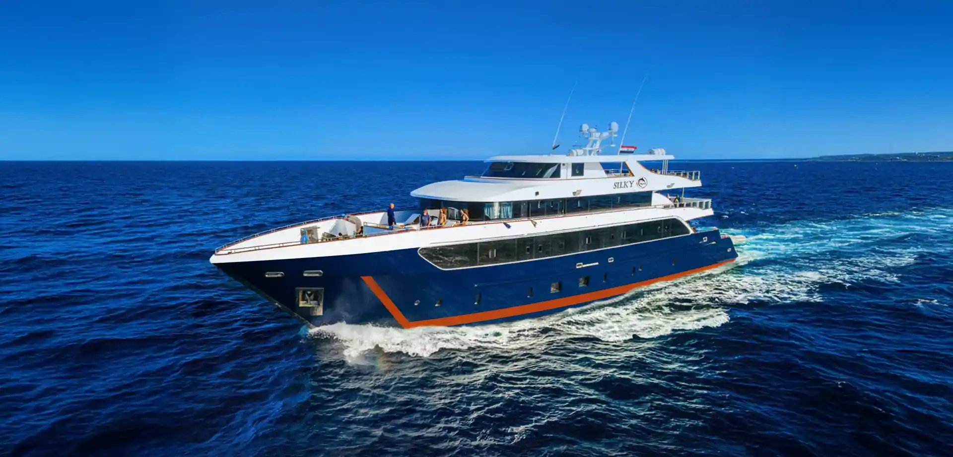 DUNE Silky | Liveaboard | PADI Travel